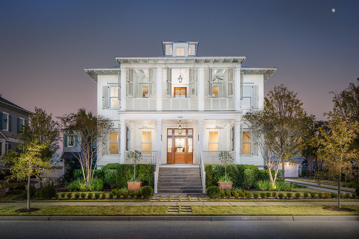 Charleston & the Lowcountry Issue 2.6 features Daniel Island home