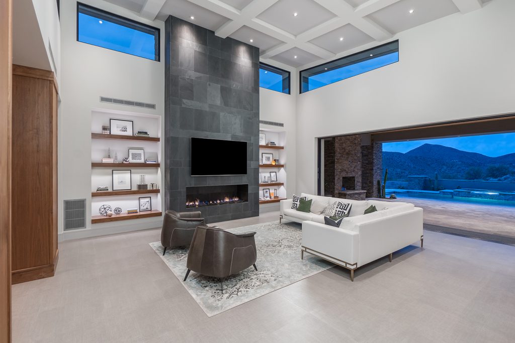 Desert Mountain Modern on the Cover of Arizona Issue 13.2