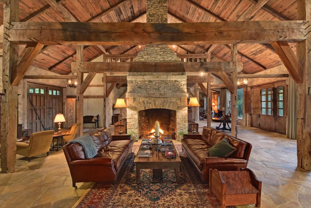 Arch Stanton Ranch in Austin and the Hill Country Issue 7.1