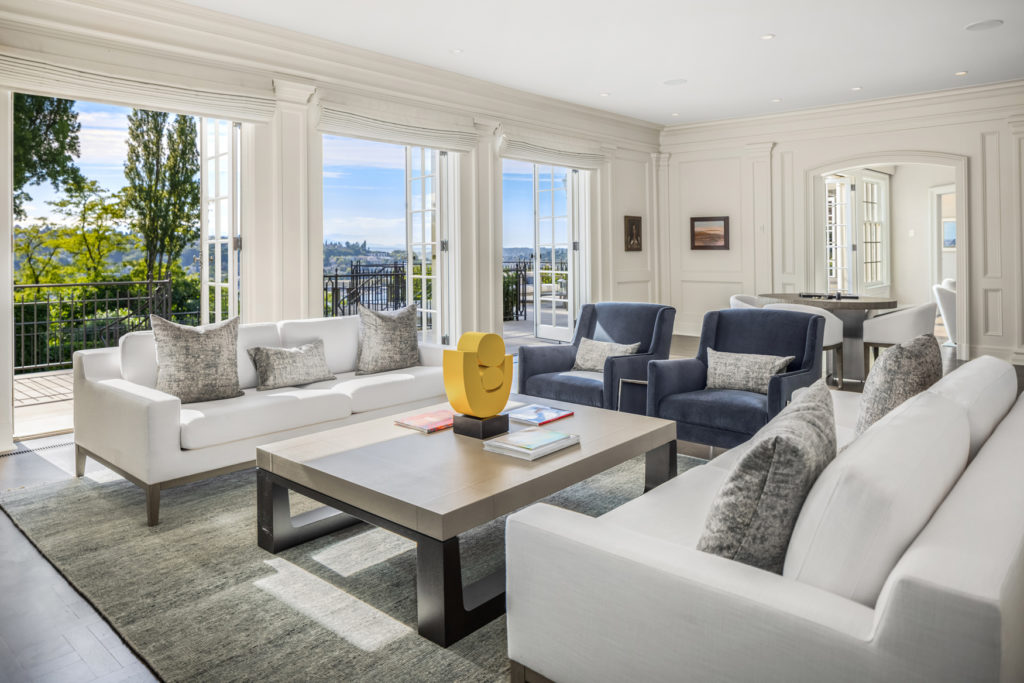 Renovated Seattle Architectural Estate on the Cover of LHM Seattle 16.2