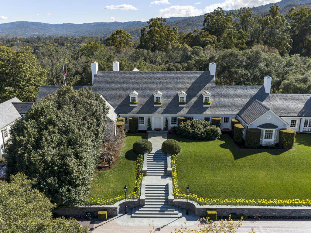 Luxury Home Magazine Silicon Valley presents a restored and modernized ...