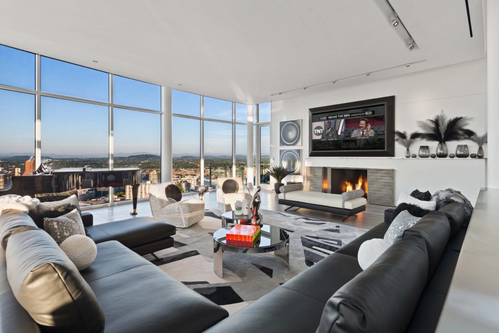 Modern Masterpiece on the Cover of LHM Oregon & SW Washington Issue 21. ...