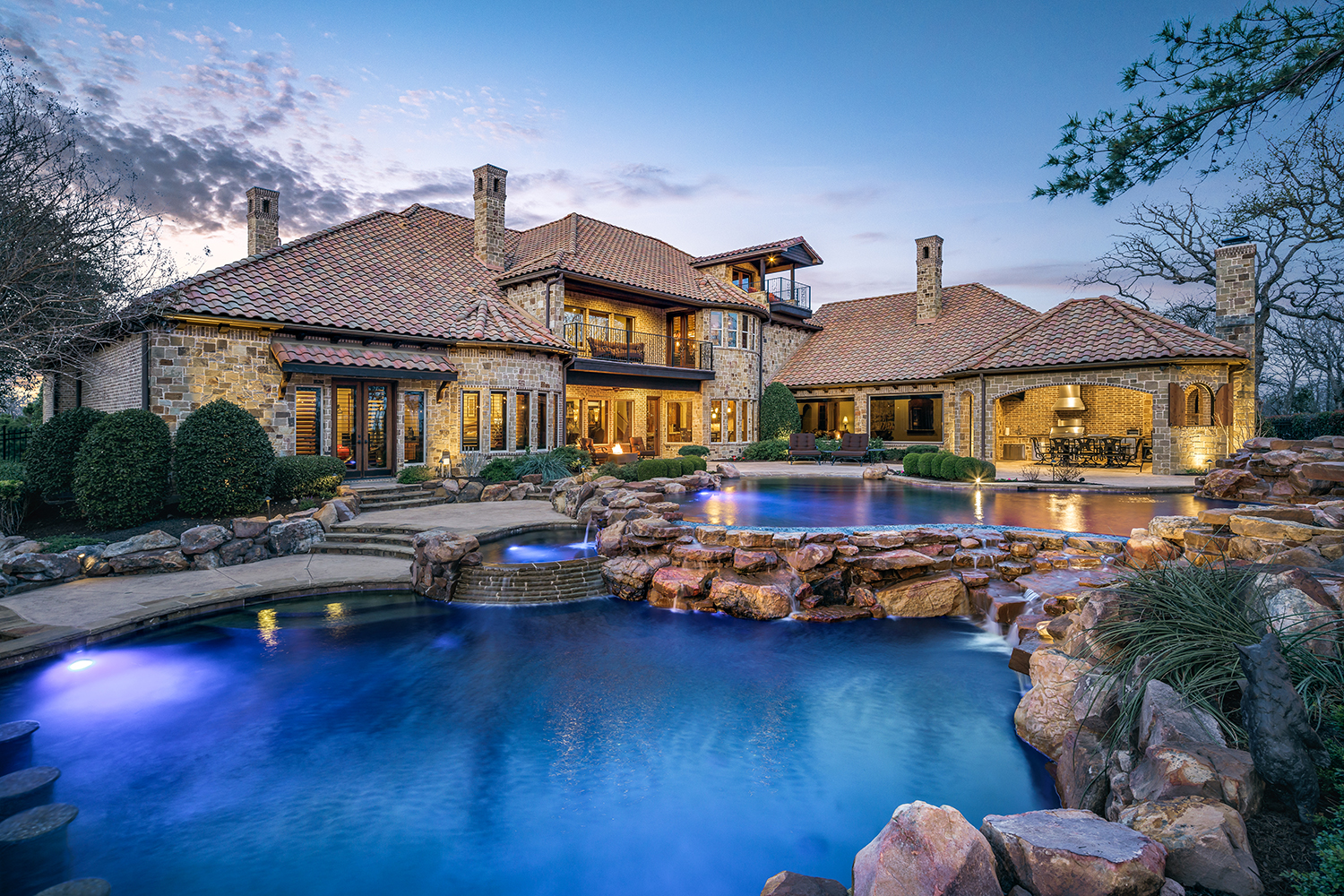 One-of-a-Kind Extraordinary 3 Acre Hilltop Villa on the Cover of LHM Dallas | Ft. Worth - Issue ...