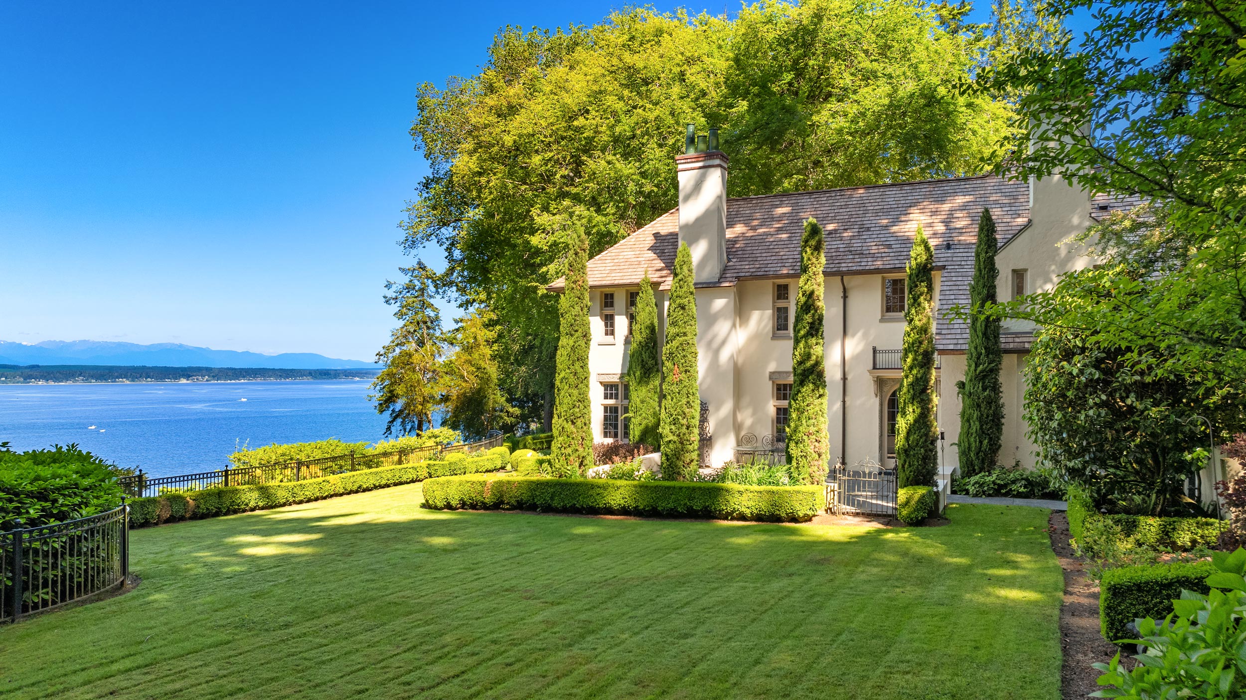 Timeless Highlands Estate on the Cover of LHM Seattle, Puget Sound ...