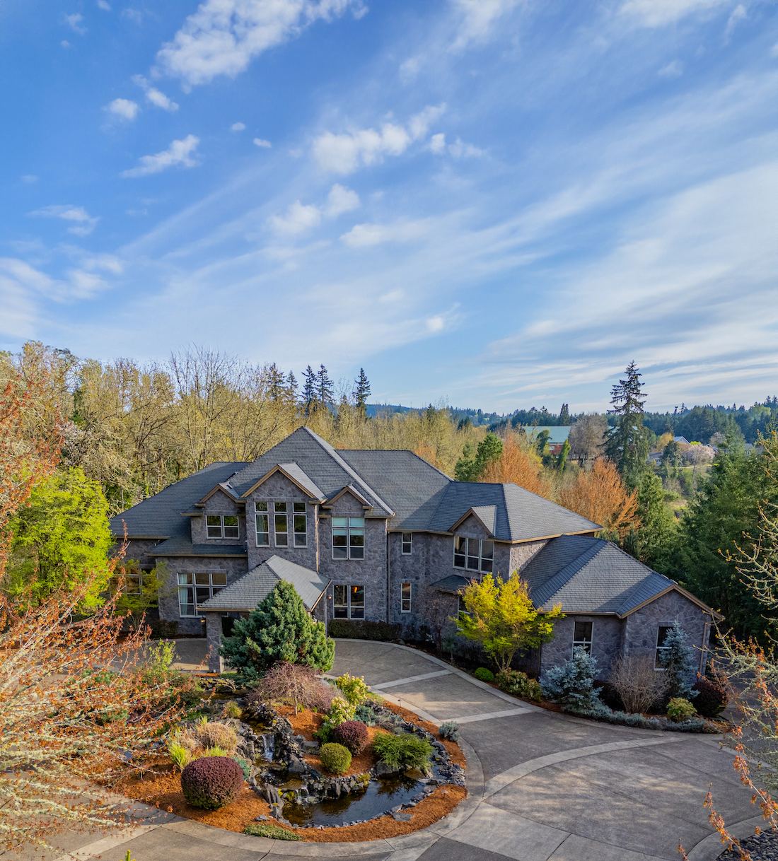 A Private Pacific Northwest Oasis on the Cover of LHM Portland | Oregon ...