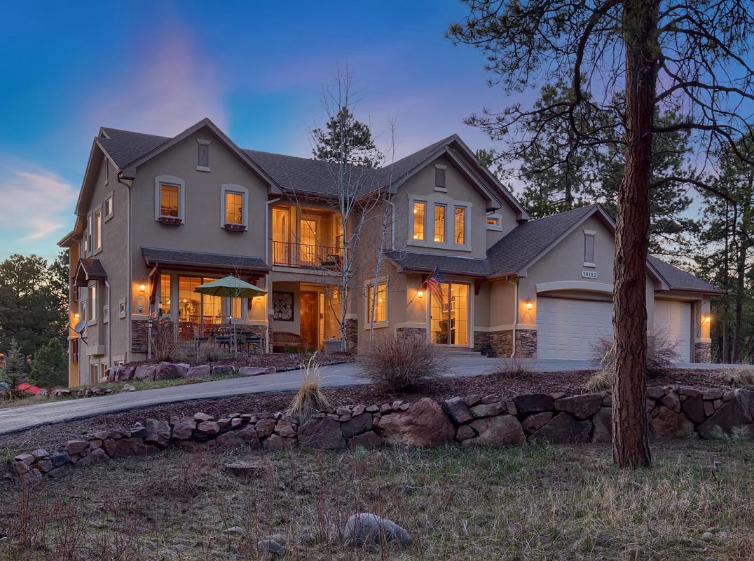 Luxury Homes, Real Estate, Realtors - Luxury Home Magazine