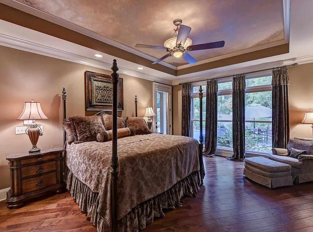 Luxury Homes, Real Estate, Realtors - Luxury Home Magazine