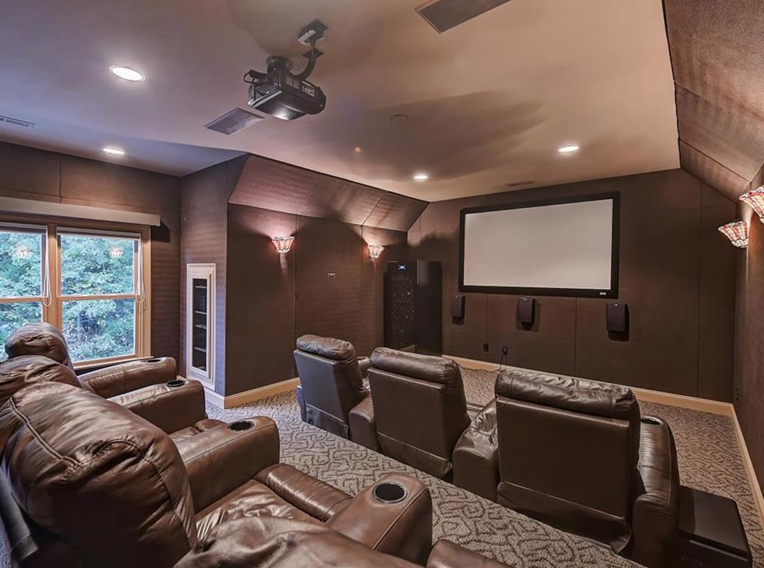 Luxury Homes, Real Estate, Realtors - Luxury Home Magazine