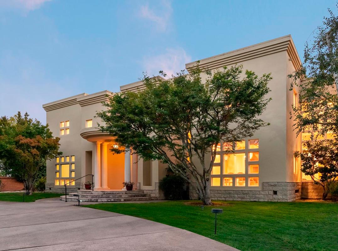 LHM Silicon Valley - Dramatic Architectural Home