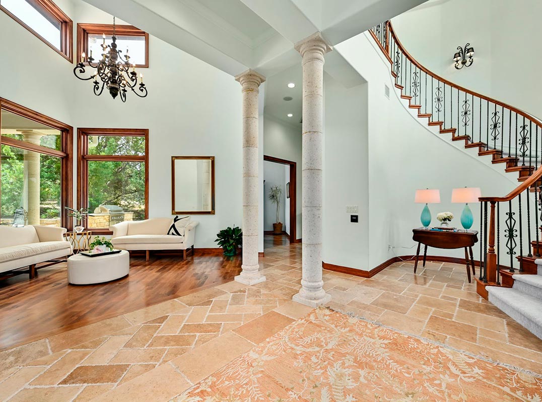 LHM Austin - Beautifully Updated Transitional Mediterranean Home