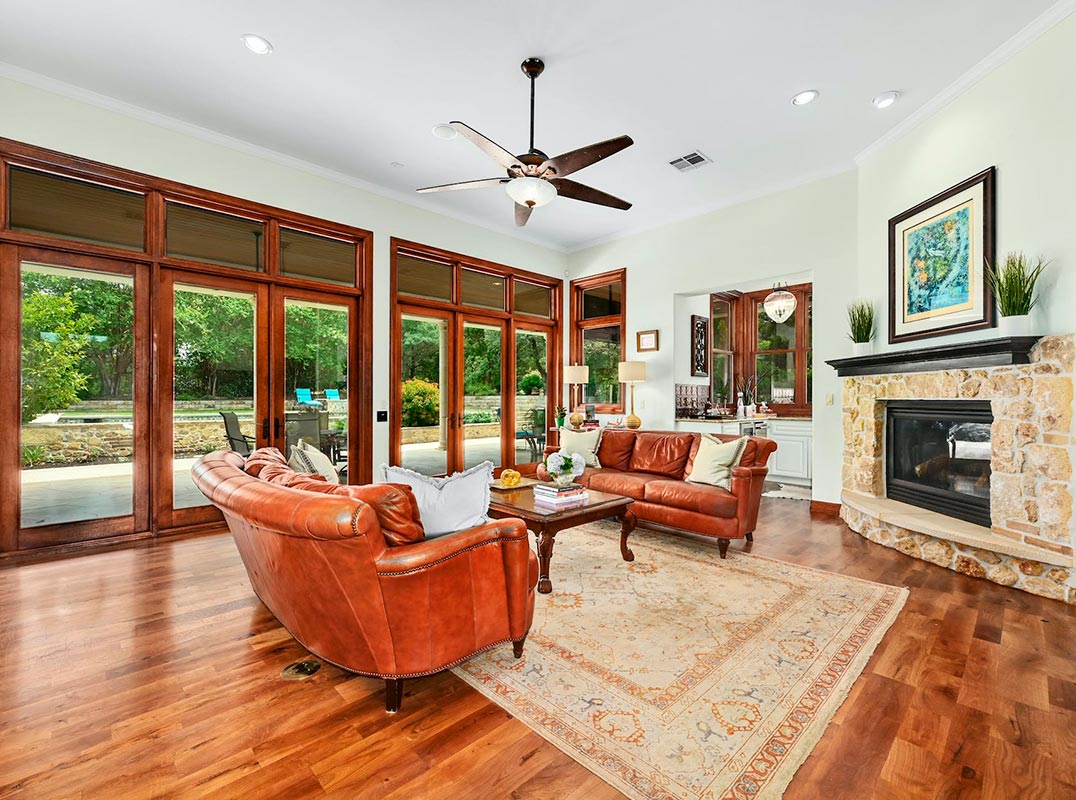 LHM Austin - Beautifully Updated Transitional Mediterranean Home
