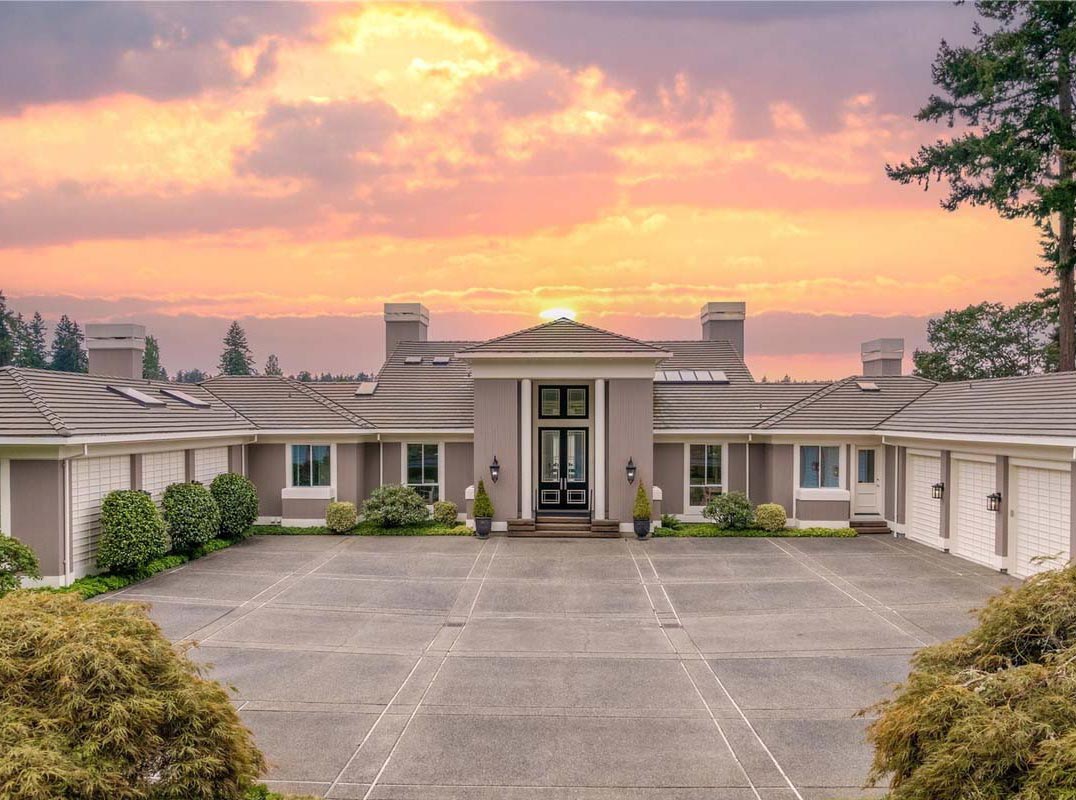 LHM Greater Seattle - Lake Steilacoom Waterfront Masterpiece