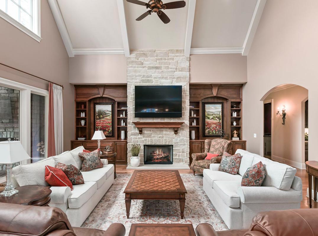 LHM Nashville - Ultra Private, Luxurious Ranch-Style Residence