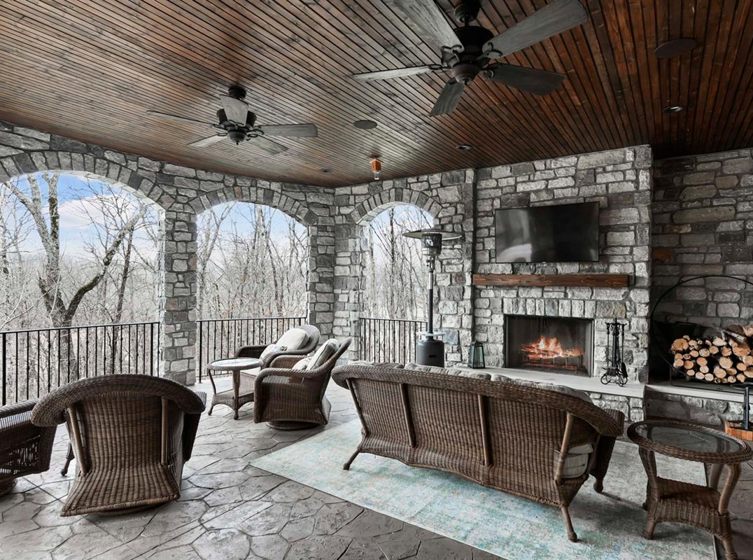 LHM Nashville - Ultra Private, Luxurious Ranch-Style Residence