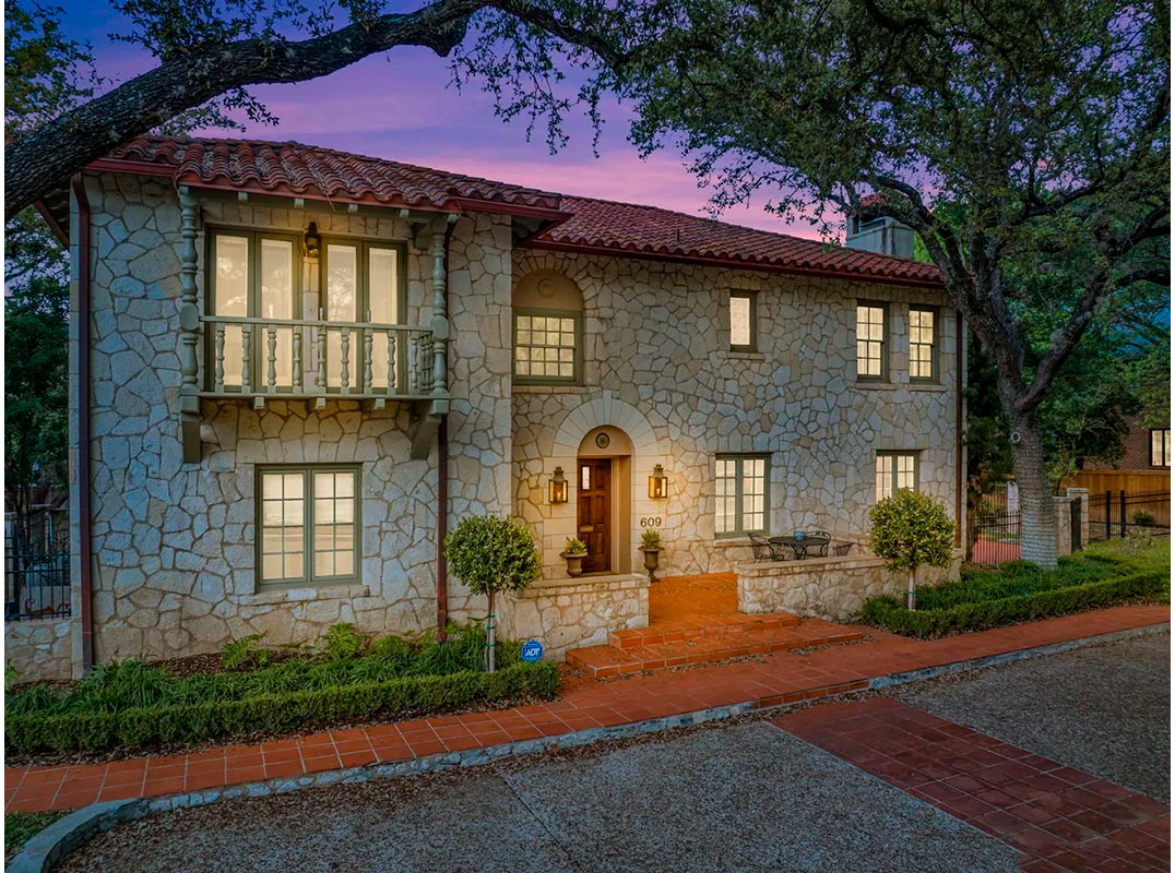 LHM San Antonio - Magnificent Olmos Park Stone Home