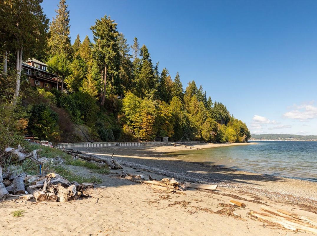 LHM Greater Seattle - Greenbank Waterfront Look-Out