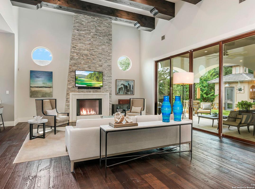 LHM San Antonio - Exquisite Oasis Of Luxury Living In The Prestigious ...