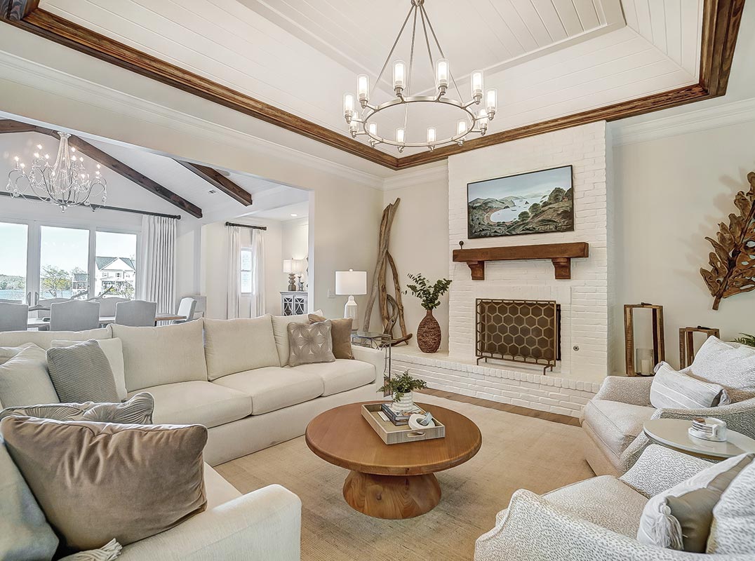 LHM Charlotte - Newly Renovated Brick Masterpiece with Sandy Beach & Dock