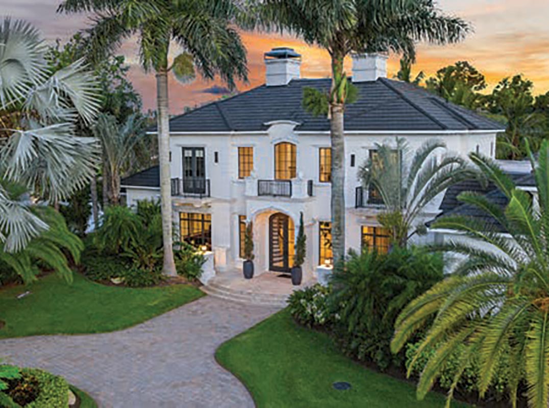 LHM The Palm Beaches - Beautiful Estate Home in Secluded Gated Community