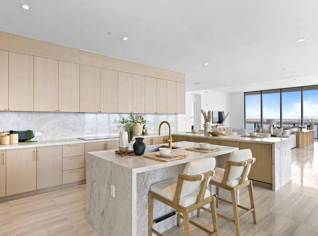 LHM Tampa Bay - Ritz-Carlton Luxury Penthouse