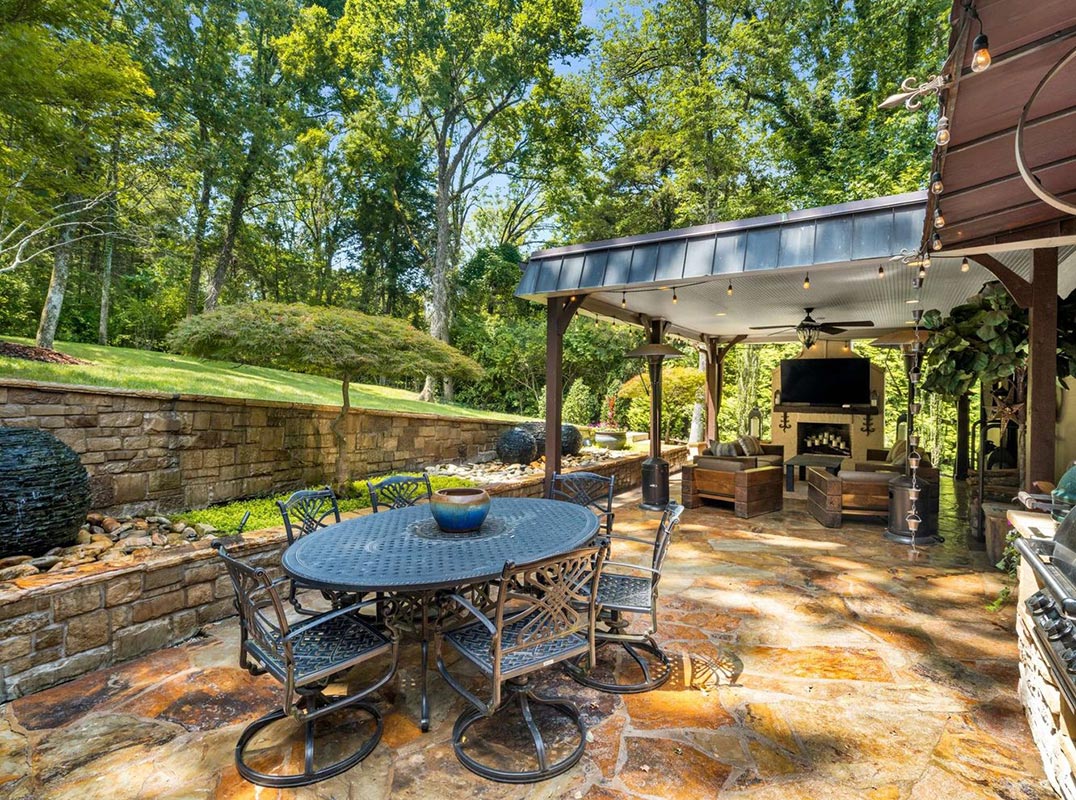LHM Nashville - Resort Style Back Yard