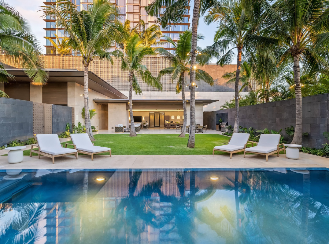 LHM Hawaii | Pacific Luxury Living - Victoria Place #700