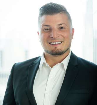 LHM Luxury Specialist Steven W. Mosher - RE/MAX Metro Realty